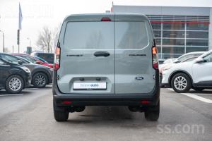Grey Ford Courier 2025 in Riga, with an engine capacity of 1.00 L and mileage of 15 thousand km for 20990 €, photo 6 on AUTOMOTO.COM.LV
