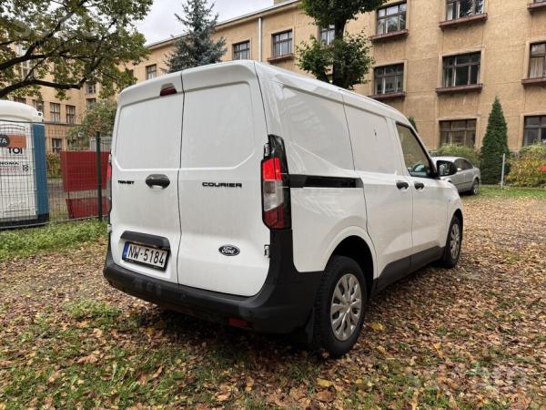 Balts Ford Courier 2024 Rīga, ar dzinēja tilpumu 1.00 L un nobraukumu 35 tūkst. km par 16900 €, foto 4 vietnē AUTOMOTO.COM.LV