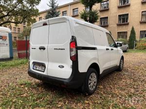 Balts Ford Courier 2024 Rīga, ar dzinēja tilpumu 1.00 L un nobraukumu 35 tūkst. km par 16900 €, foto 4 vietnē AUTOMOTO.COM.LV