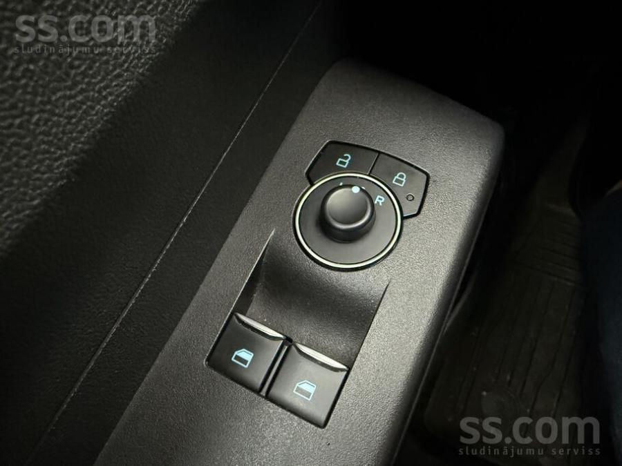 Balts Ford Courier 2024 Rīga, ar dzinēja tilpumu 1.00 L un nobraukumu 35 tūkst. km par 16900 €, foto 12 vietnē AUTOMOTO.COM.LV