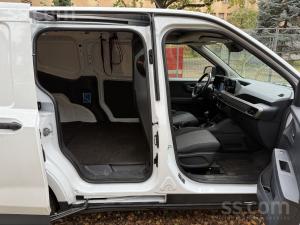 Balts Ford Courier 2024 Rīga, ar dzinēja tilpumu 1.00 L un nobraukumu 35 tūkst. km par 16900 €, foto 18 vietnē AUTOMOTO.COM.LV