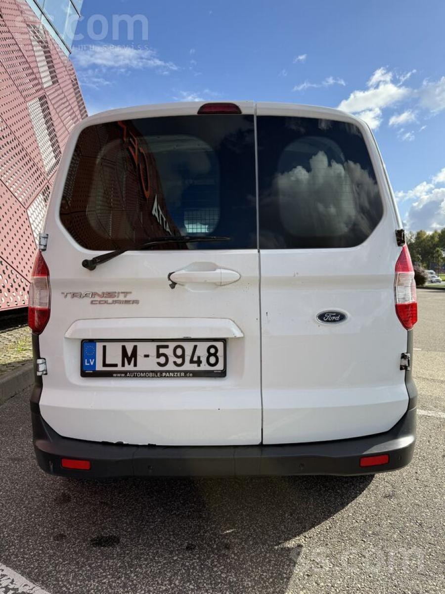 Balts Ford Courier 2015 Rīga, ar dzinēja tilpumu 1.50 L un nobraukumu 292 tūkst. km par 3200 €, foto 5 vietnē AUTOMOTO.COM.LV