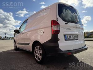 Balts Ford Courier 2015 Rīga, ar dzinēja tilpumu 1.50 L un nobraukumu 292 tūkst. km par 3200 €, foto 6 vietnē AUTOMOTO.COM.LV