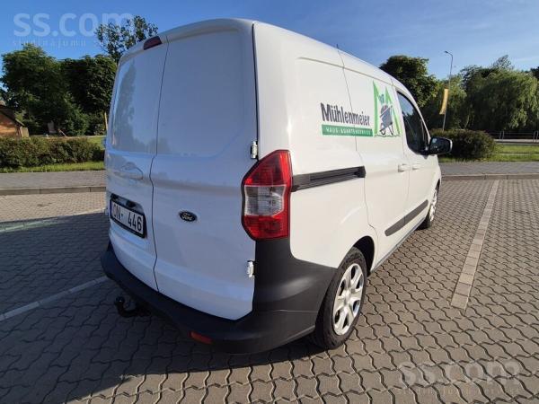 White Ford Courier 2017 in Saldus, with an engine capacity of 1.00 L and mileage of 145 thousand km for 6250 €, photo 5 on AUTOMOTO.COM.LV