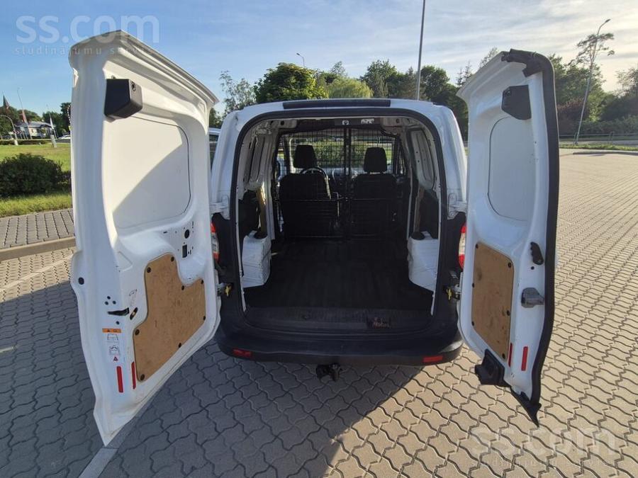 Balts Ford Courier 2017 Saldus, ar dzinēja tilpumu 1.00 L un nobraukumu 145 tūkst. km par 6250 €, foto 11 vietnē AUTOMOTO.COM.LV