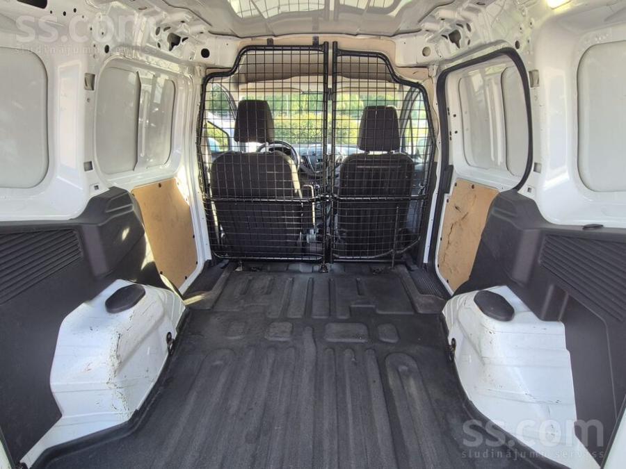 Balts Ford Courier 2017 Saldus, ar dzinēja tilpumu 1.00 L un nobraukumu 145 tūkst. km par 6250 €, foto 12 vietnē AUTOMOTO.COM.LV
