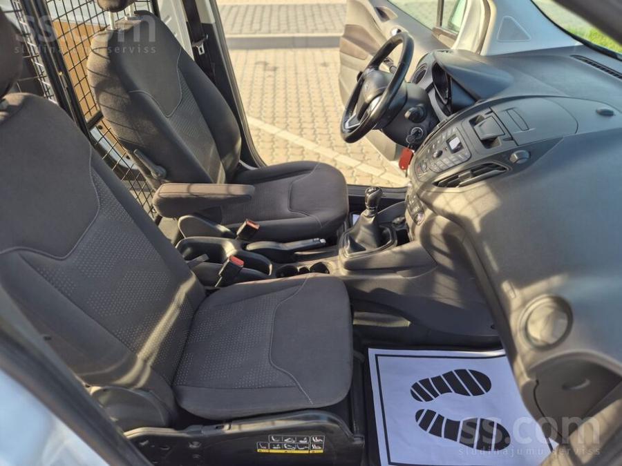 Balts Ford Courier 2017 Saldus, ar dzinēja tilpumu 1.00 L un nobraukumu 145 tūkst. km par 6250 €, foto 16 vietnē AUTOMOTO.COM.LV