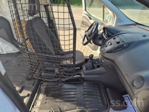 Balts Ford Courier 2017 Saldus, ar dzinēja tilpumu 1.00 L un nobraukumu 145 tūkst. km par 6250 €, foto 21 vietnē AUTOMOTO.COM.LV