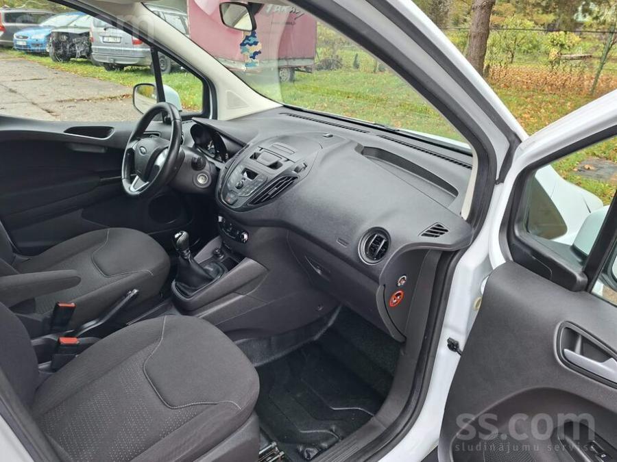 White Ford Courier 2014 in Jelgava, with an engine capacity of 1.50 L and mileage of 219 thousand km for 4990 €, photo 17 on AUTOMOTO.COM.LV