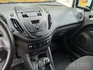 White Ford Courier 2014 in Jelgava, with an engine capacity of 1.50 L and mileage of 219 thousand km for 4990 €, photo 18 on AUTOMOTO.COM.LV