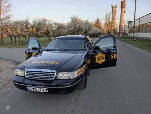 Черный Форд Краун Виктория 1999 в Вильнюс, объемом двигателя 4.60 л и пробегом 83 тыс. км за 5900 €, фото 14 на AUTOMOTO.COM.LV