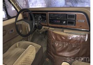 Brūns Ford Econoline 1986 Alūksne, ar dzinēja tilpumu 6.20 L un nobraukumu 0 tūkst. km par 3400 €, foto 5 vietnē AUTOMOTO.COM.LV