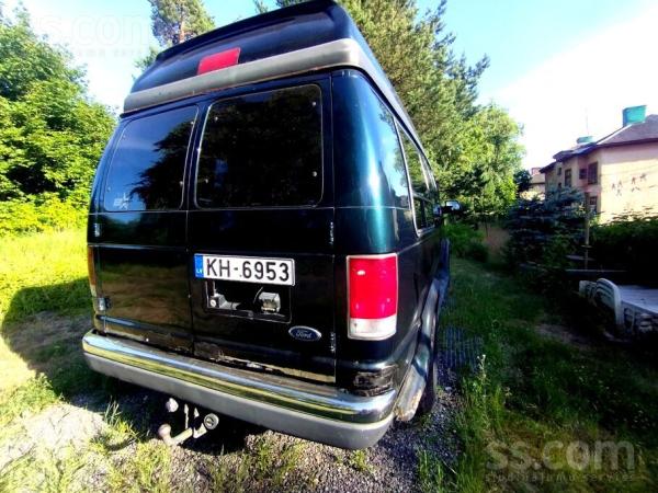 Green Ford Econoline 1998 in Riga, with an engine capacity of 4.00 L and mileage of 350 thousand km for 3500 €, photo 6 on AUTOMOTO.COM.LV