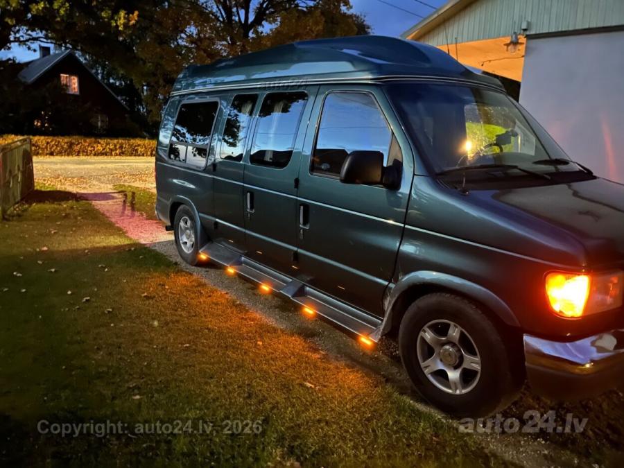 Zaļš Ford Econoline 1996 Rapla, ar dzinēja tilpumu 5.80 L un nobraukumu 105 tūkst. km par 9600 €, foto 1 vietnē AUTOMOTO.COM.LV