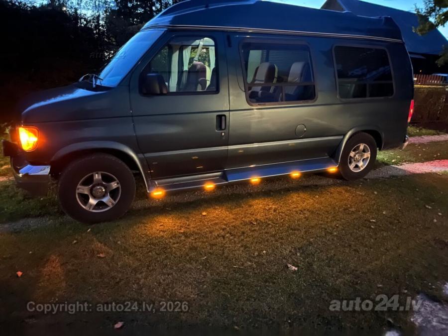 Zaļš Ford Econoline 1996 Rapla, ar dzinēja tilpumu 5.80 L un nobraukumu 105 tūkst. km par 9600 €, foto 2 vietnē AUTOMOTO.COM.LV