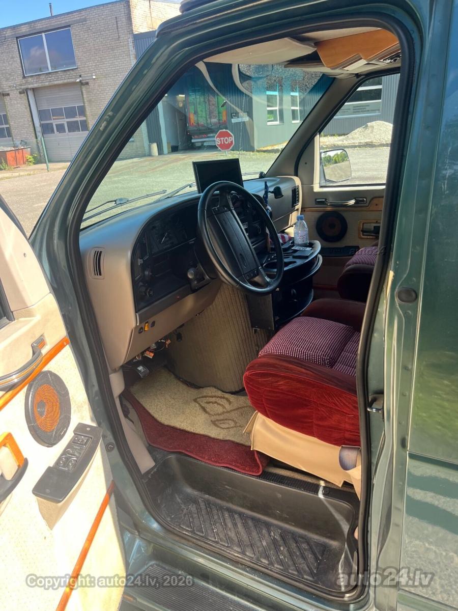 Zaļš Ford Econoline 1996 Rapla, ar dzinēja tilpumu 5.80 L un nobraukumu 105 tūkst. km par 9600 €, foto 8 vietnē AUTOMOTO.COM.LV