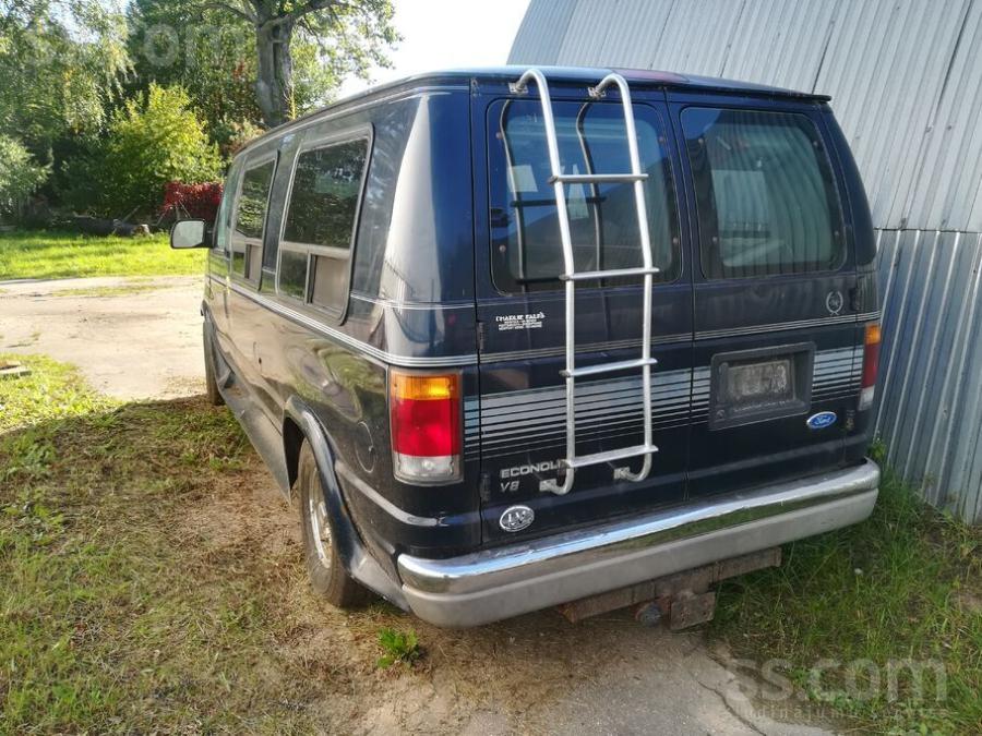 Pelēks Ford Econoline 1993 Jūrmala, ar dzinēja tilpumu 5.00 L un nobraukumu 323 tūkst. km par 2500 €, foto 2 vietnē AUTOMOTO.COM.LV