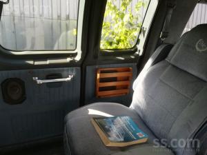 Pelēks Ford Econoline 1993 Jūrmala, ar dzinēja tilpumu 5.00 L un nobraukumu 323 tūkst. km par 2500 €, foto 9 vietnē AUTOMOTO.COM.LV