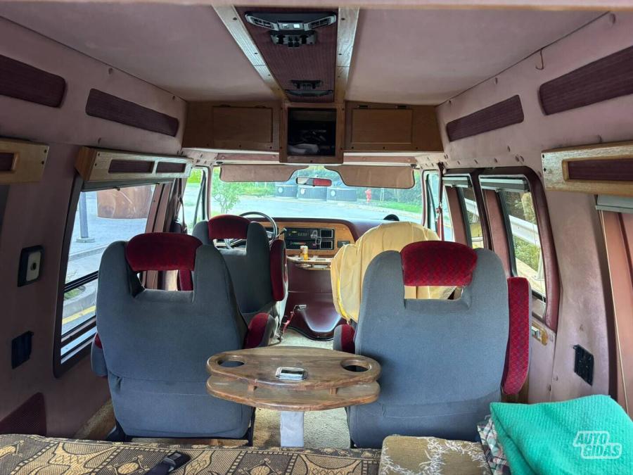 Ford Econoline 1990 Viļņa, ar dzinēja tilpumu 5.00 L un nobraukumu 134 tūkst. km par 8800 €, foto 6 vietnē AUTOMOTO.COM.LV