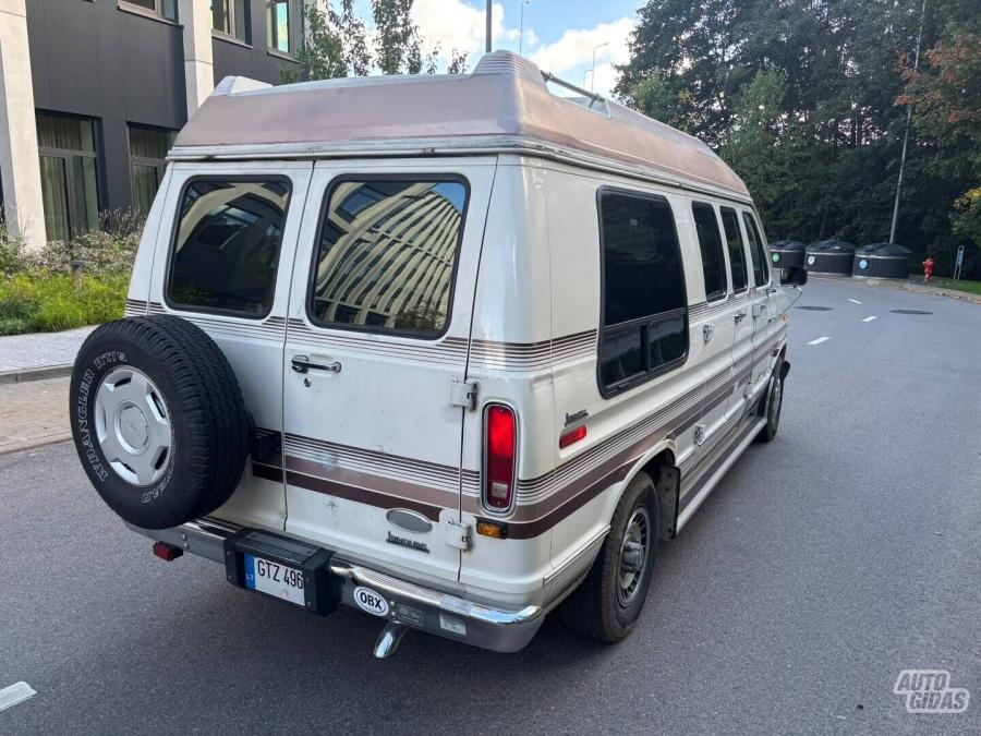 Ford Econoline 1990 Viļņa, ar dzinēja tilpumu 5.00 L un nobraukumu 134 tūkst. km par 8800 €, foto 11 vietnē AUTOMOTO.COM.LV