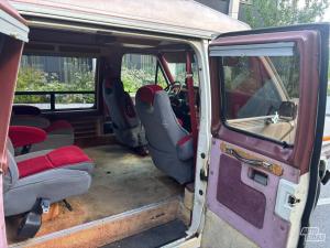 Ford Econoline 1990 Viļņa, ar dzinēja tilpumu 5.00 L un nobraukumu 134 tūkst. km par 8800 €, foto 16 vietnē AUTOMOTO.COM.LV