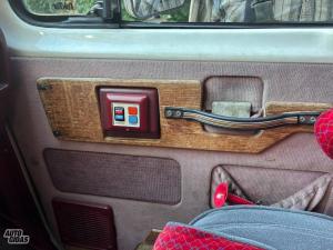 Ford Econoline 1990 Viļņa, ar dzinēja tilpumu 5.00 L un nobraukumu 134 tūkst. km par 8800 €, foto 18 vietnē AUTOMOTO.COM.LV