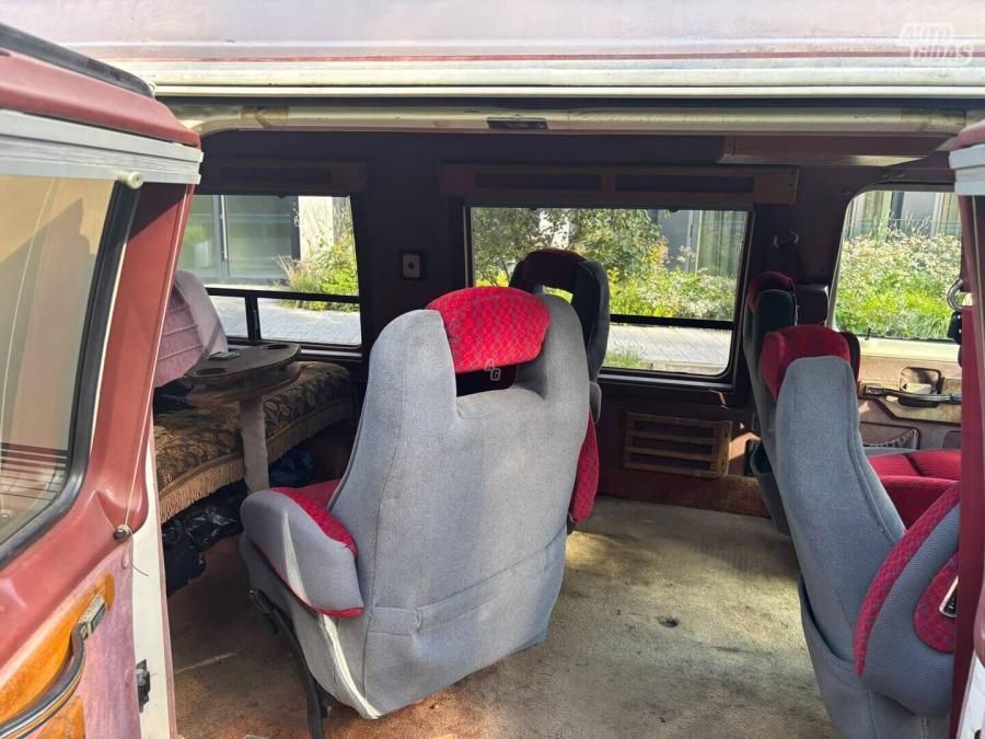 Ford Econoline 1990 Viļņa, ar dzinēja tilpumu 5.00 L un nobraukumu 134 tūkst. km par 8800 €, foto 33 vietnē AUTOMOTO.COM.LV