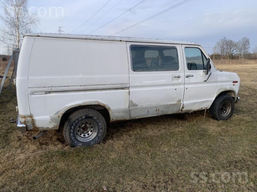 Balts Ford Econoline 1989 Rīga, ar dzinēja tilpumu 4.90 L un nobraukumu 123 tūkst. km par 1000 €, foto 3 vietnē AUTOMOTO.COM.LV