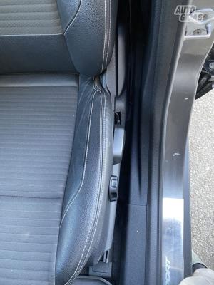 Black Ford EcoSport 2018 in Siauliai, with an engine capacity of 1.00 L and mileage of 96 thousand km for 6400 €, photo 4 on AUTOMOTO.COM.LV