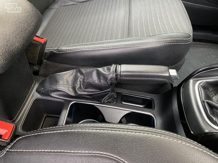 Black Ford EcoSport 2018 in Siauliai, with an engine capacity of 1.00 L and mileage of 96 thousand km for 6400 €, photo 14 on AUTOMOTO.COM.LV