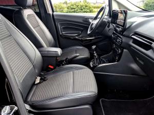 Melns Ford EcoSport 2018 Kretinga, ar dzinēja tilpumu 1.00 L un nobraukumu 119 tūkst. km par 8650 €, foto 18 vietnē AUTOMOTO.COM.LV
