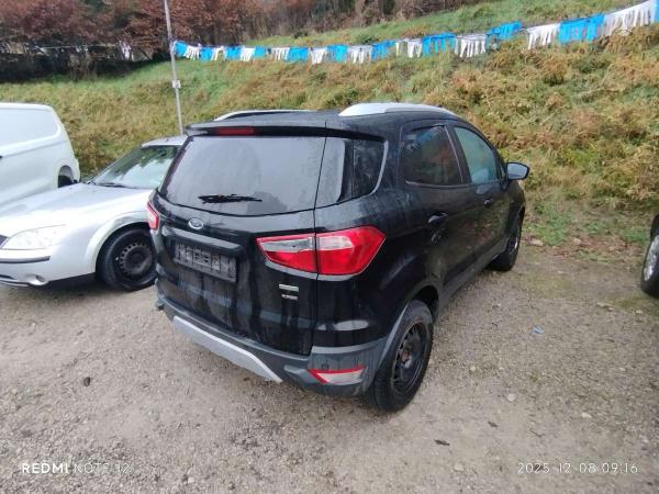 Black Ford EcoSport 2016 in Kelme, with an engine capacity of 1.00 L and mileage of 105 thousand km for 3700 €, photo 4 on AUTOMOTO.COM.LV