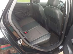 Black Ford EcoSport 2019 in Alytus, with an engine capacity of 1.00 L and mileage of 113 thousand km for 4899 €, photo 12 on AUTOMOTO.COM.LV