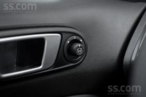 Blue Ford EcoSport 2014 in Tukums, with an engine capacity of 1.50 L and mileage of 171 thousand km for 7490 €, photo 15 on AUTOMOTO.COM.LV