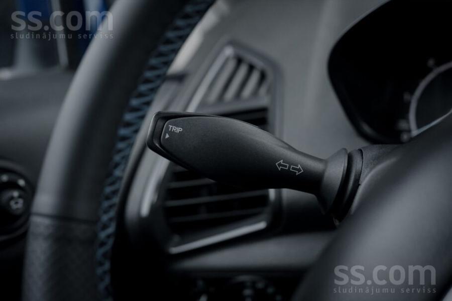 Blue Ford EcoSport 2014 in Tukums, with an engine capacity of 1.50 L and mileage of 171 thousand km for 7490 €, photo 17 on AUTOMOTO.COM.LV