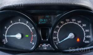 Zils Ford EcoSport 2015 Rīga, ar dzinēja tilpumu 1.00 L un nobraukumu 134 tūkst. km par 4990 €, foto 18 vietnē AUTOMOTO.COM.LV