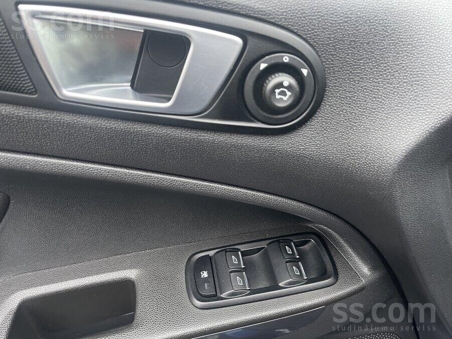 Zils Ford EcoSport 2017 Rīga, ar dzinēja tilpumu 1.50 L un nobraukumu 133 tūkst. km par 5950 €, foto 16 vietnē AUTOMOTO.COM.LV