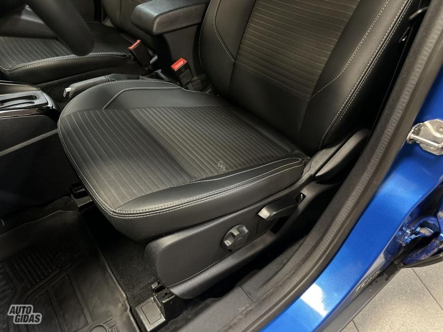 Blue Ford EcoSport 2022 in Vilnius, with an engine capacity of 1.00 L and mileage of 27 thousand km for 15000 €, photo 16 on AUTOMOTO.COM.LV