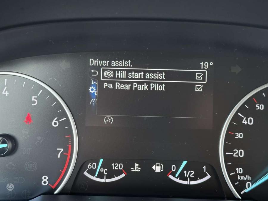 Ford EcoSport 2019 in Kaunas, with an engine capacity of 1.00 L and mileage of 117 thousand km for 14471 €, photo 17 on AUTOMOTO.COM.LV