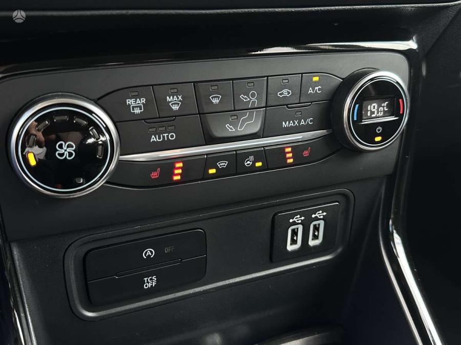 Ford EcoSport 2019 in Kaunas, with an engine capacity of 1.00 L and mileage of 117 thousand km for 14471 €, photo 25 on AUTOMOTO.COM.LV