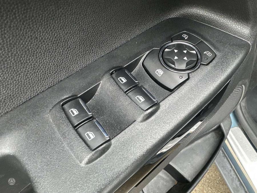 Ford EcoSport 2019 in Klaipeda, with an engine capacity of 1.00 L and mileage of 68 thousand km for 10500 €, photo 12 on AUTOMOTO.COM.LV