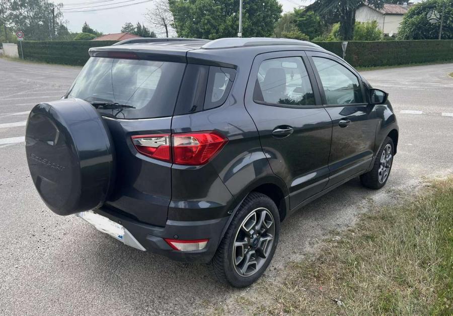 Pelēks Ford EcoSport 2014 Tauragė, ar dzinēja tilpumu 1.50 L un nobraukumu 193 tūkst. km par 4800 €, foto 9 vietnē AUTOMOTO.COM.LV