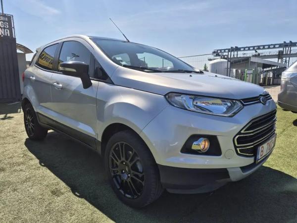 Pelēks Ford EcoSport 2017 Liepāja, ar dzinēja tilpumu 1.00 L un nobraukumu 100 tūkst. km par 6900 €, foto 3 vietnē AUTOMOTO.COM.LV