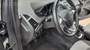 Pelēks Ford EcoSport 2017 Rīga, ar dzinēja tilpumu 1.50 L un nobraukumu 121 tūkst. km par 7100 €, foto 32 vietnē AUTOMOTO.COM.LV