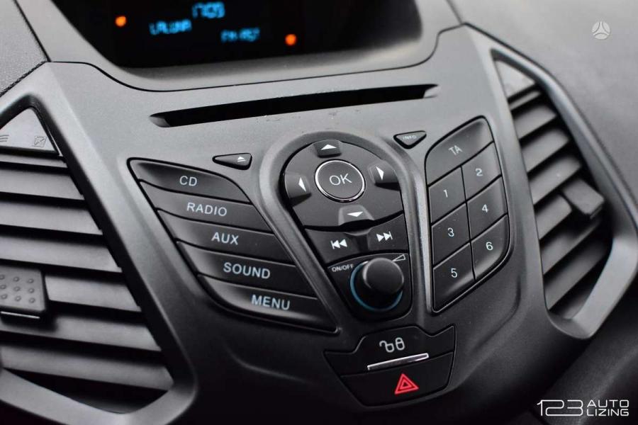 Pelēks Ford EcoSport 2017 Kretinga, ar dzinēja tilpumu 1.00 L un nobraukumu 150 tūkst. km par 5999 €, foto 20 vietnē AUTOMOTO.COM.LV