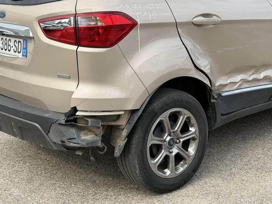 Pelēks Ford EcoSport 2018 Viļņa, ar dzinēja tilpumu 1.00 L un nobraukumu 113 tūkst. km par 4650 €, foto 14 vietnē AUTOMOTO.COM.LV