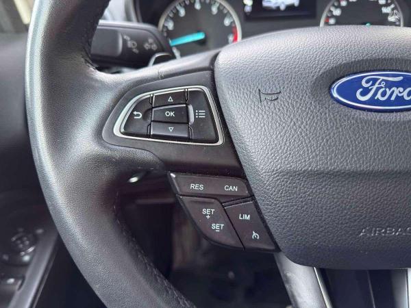 Grey Ford EcoSport 2019 in Vilnius, with an engine capacity of 1.00 L and mileage of 78 thousand km for 10000 €, photo 6 on AUTOMOTO.COM.LV