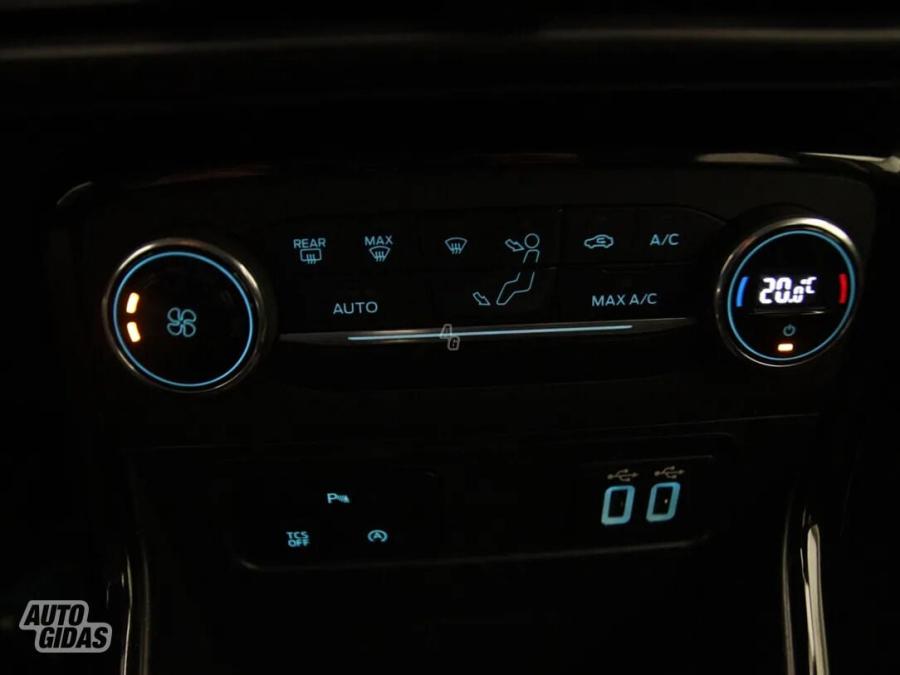 Grey Ford EcoSport 2019 in Vilnius, with an engine capacity of 1.00 L and mileage of 115 thousand km for 11199 €, photo 21 on AUTOMOTO.COM.LV