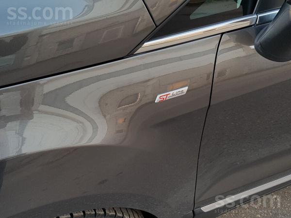 Grey Ford EcoSport 2020 in Riga, with an engine capacity of 1.00 L and mileage of 92 thousand km for 8150 €, photo 10 on AUTOMOTO.COM.LV