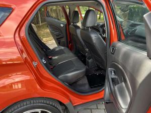 Oranžs Ford EcoSport 2015 Viļņa, ar dzinēja tilpumu 1.50 L un nobraukumu 159 tūkst. km par 6450 €, foto 26 vietnē AUTOMOTO.COM.LV